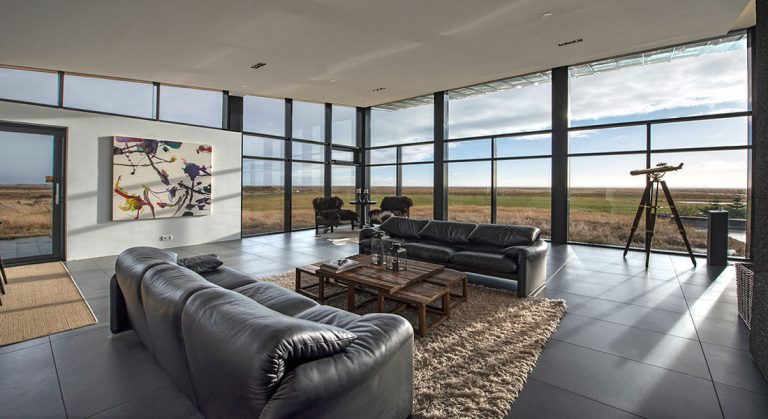 Private Luxury Villas and Houses in Iceland | inlux.is